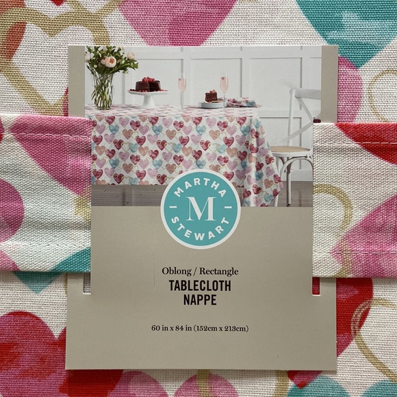 Martha Stewart | Dining | Martha Stewart Valentines Tablecloth Napkin ...